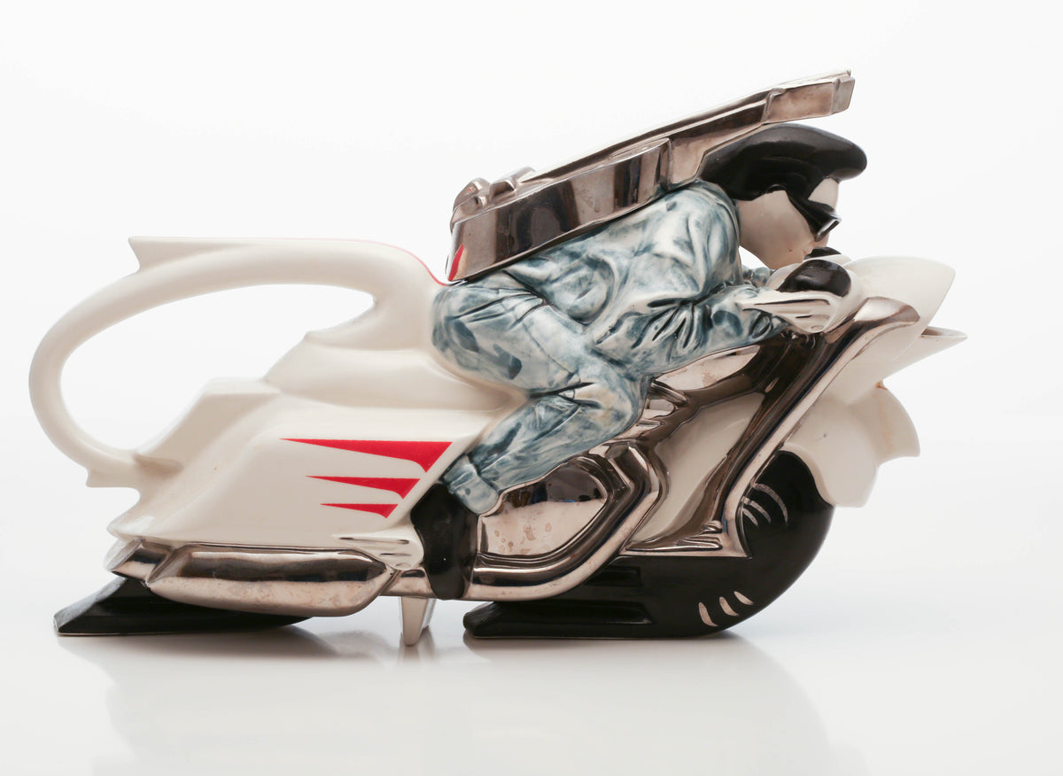 Motorbike teapot Elvis on board – TeapotWorld