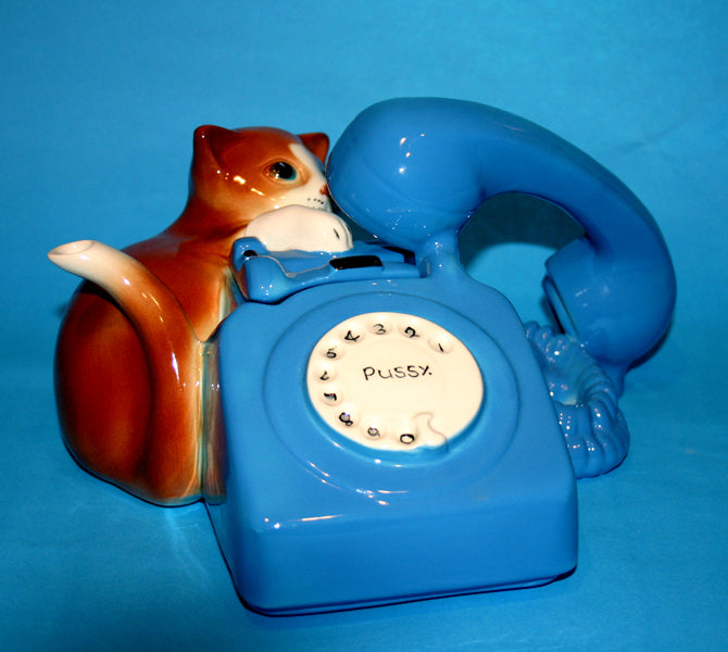 Cat on a Telephone Teapot (blue) large pot – TeapotWorld